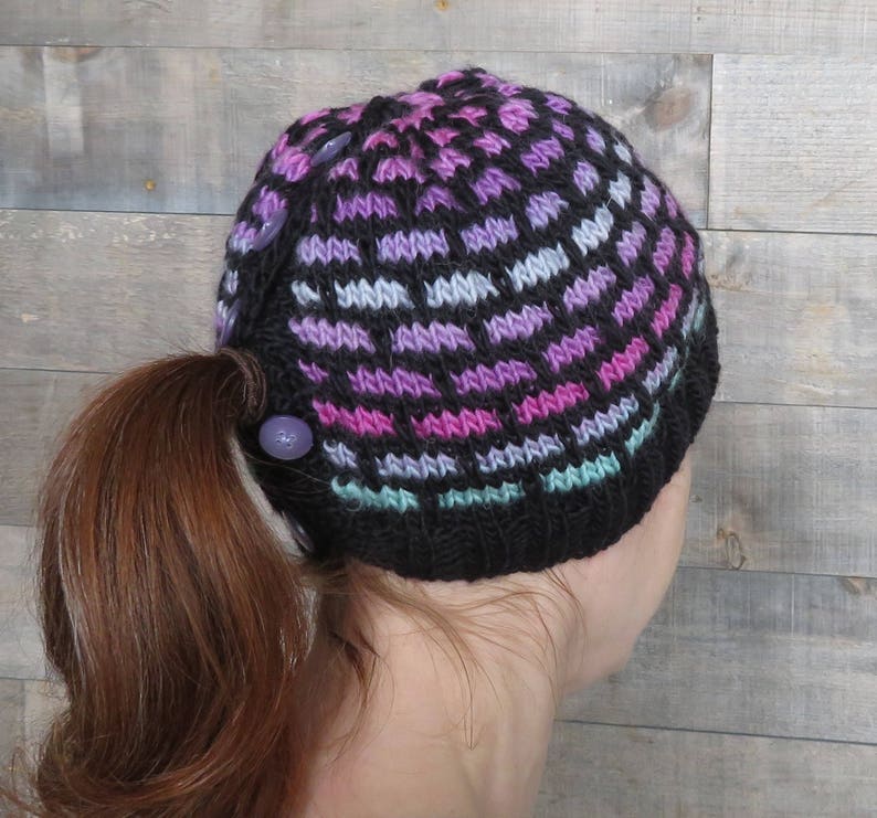 Ombre Bricks Ponytail Hat Knitting Pattern, Mosaic Knit Use Just 1 ...