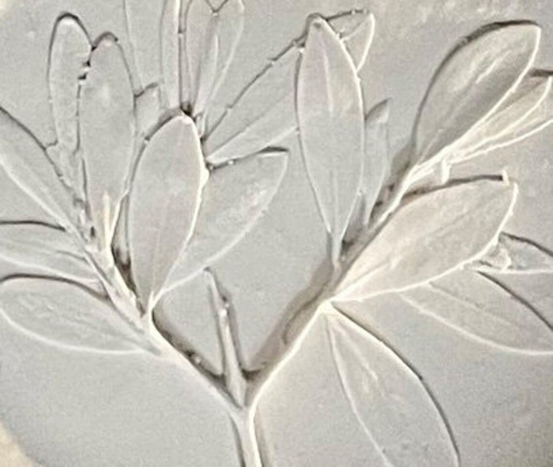 BAY – 6 Round 14mm Botanical Bas Relief - Etsy