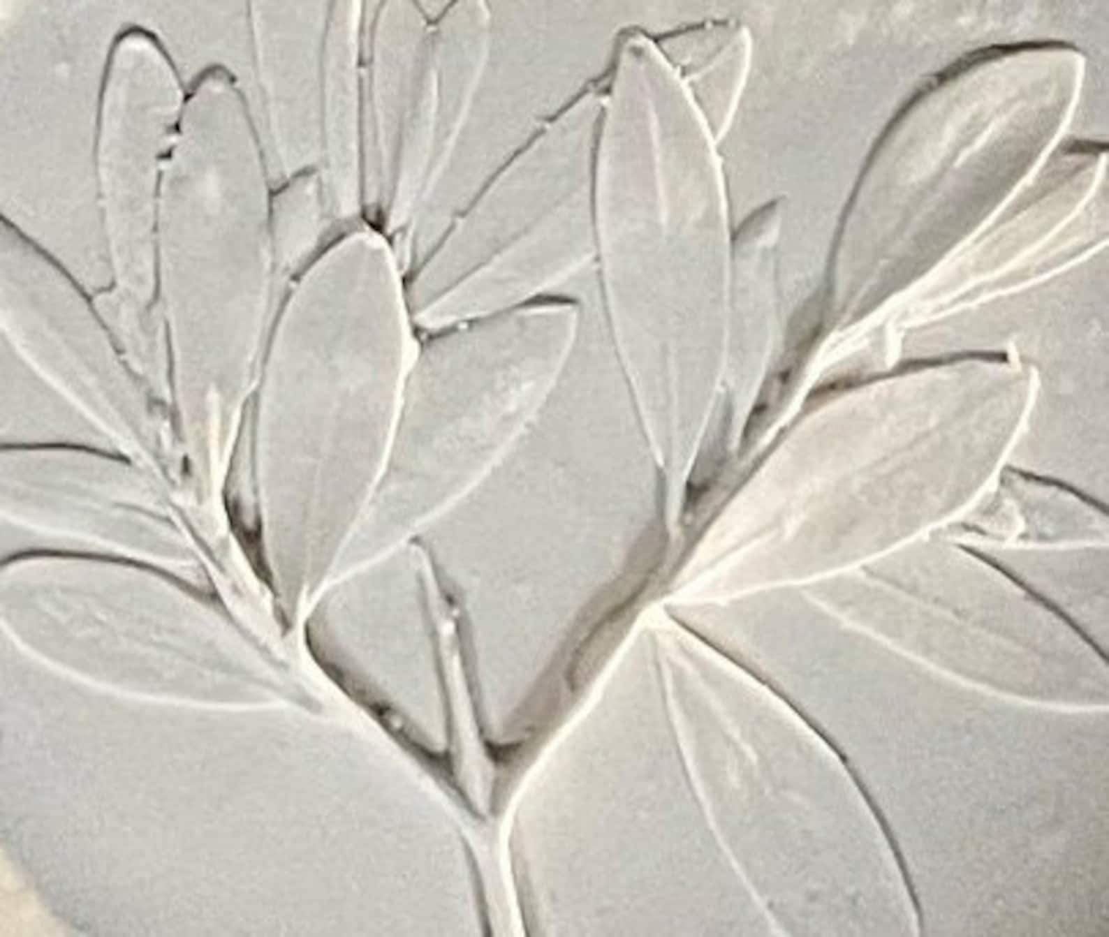 BAY – 6 Round 14mm Botanical Bas Relief - Etsy