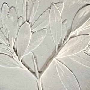 BAY – 6 Round 14mm Botanical Bas Relief - Etsy