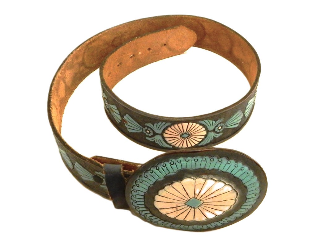 Vintage Leather Ladies' Concho Pattern Belt, Native American Art, BLT ...