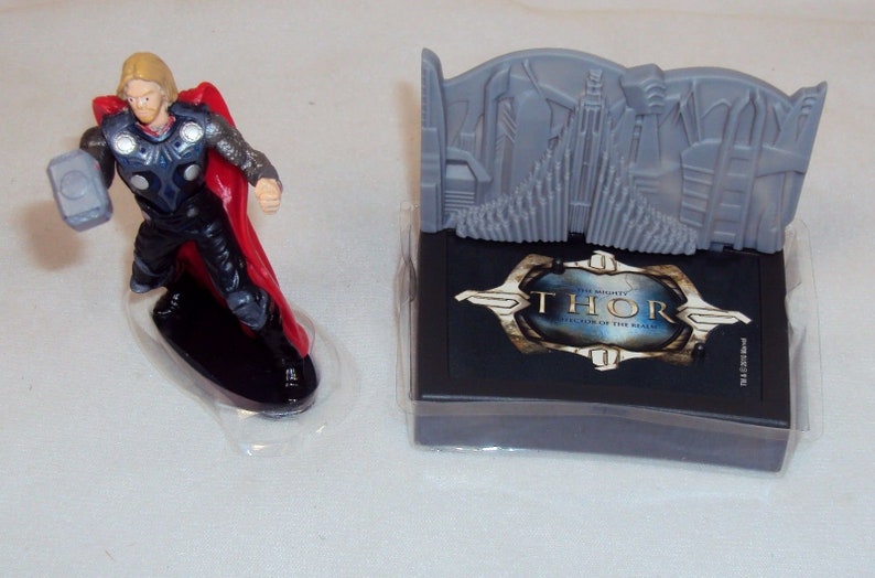 3D Cake Decorating Kit Thor Avengers Acton Figure Decopac | Etsy