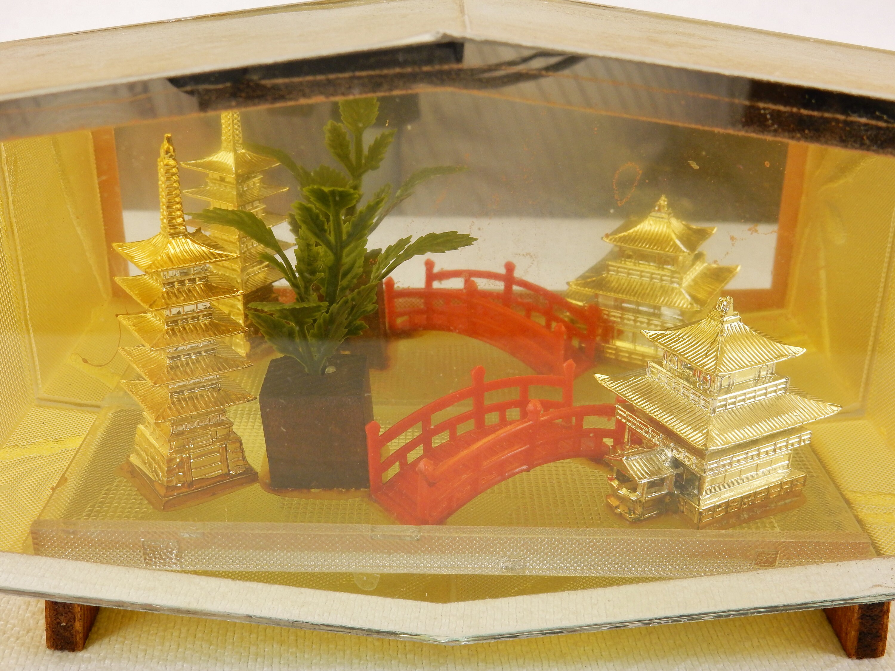 Footed Glass Mirrored Shadow Box Horizontal Hexagon 3D - Etsy