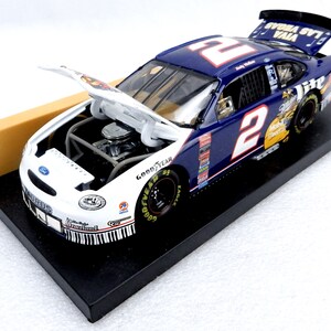 Rusty Wallace 1:24 Die Cast Car, NASCAR, 1998 Ford Taurus, Elvis ...