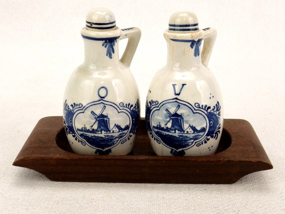 Vintage Delft Blue Porcelain Cruet Set W/wood Tray Oil & - Etsy