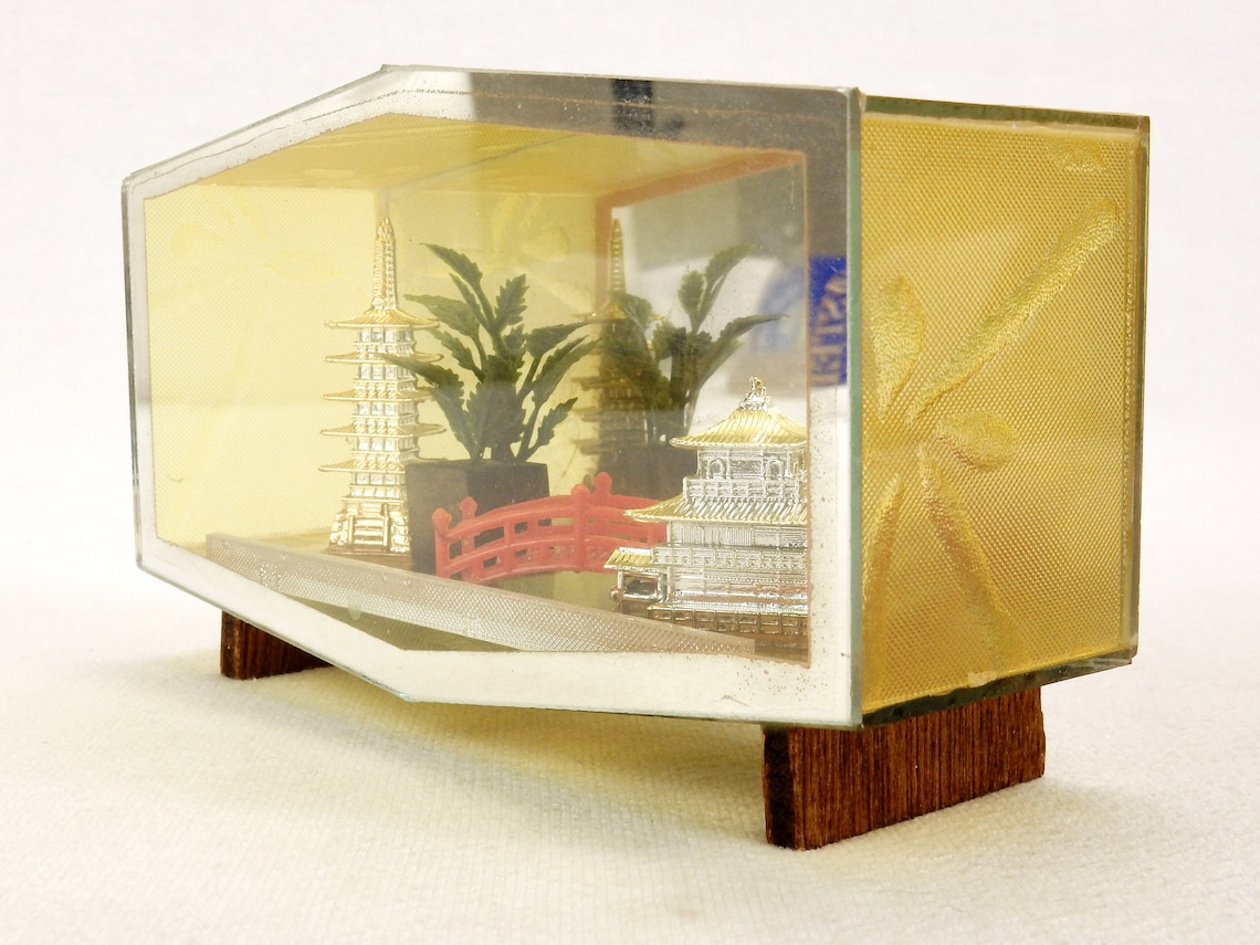 Footed Glass Mirrored Shadow Box Horizontal Hexagon 3D - Etsy