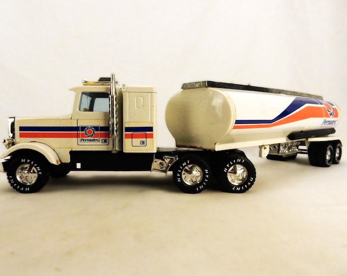 Nylint Pressed Metal 18 Wheeler Tanker, Vintage Tractor/trailer Toy ...