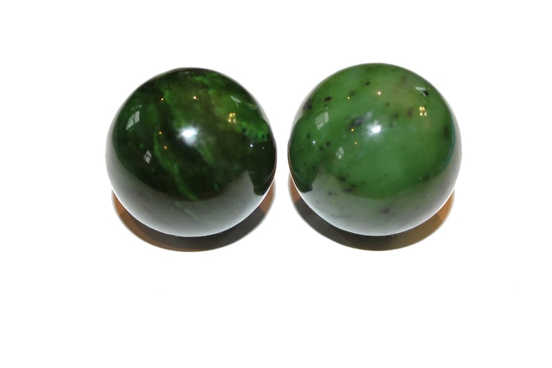 A Pair of Canadian Nephrite Jade Ball Spheres Massage Balls - Etsy Canada