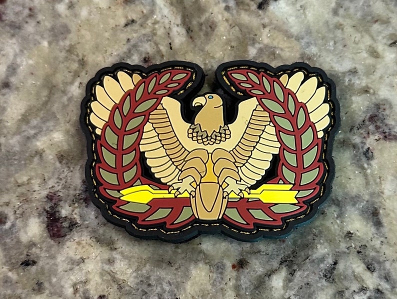 PVC Colored Eagle Rising Esprit De Corp Morale Tactical Patch - Etsy