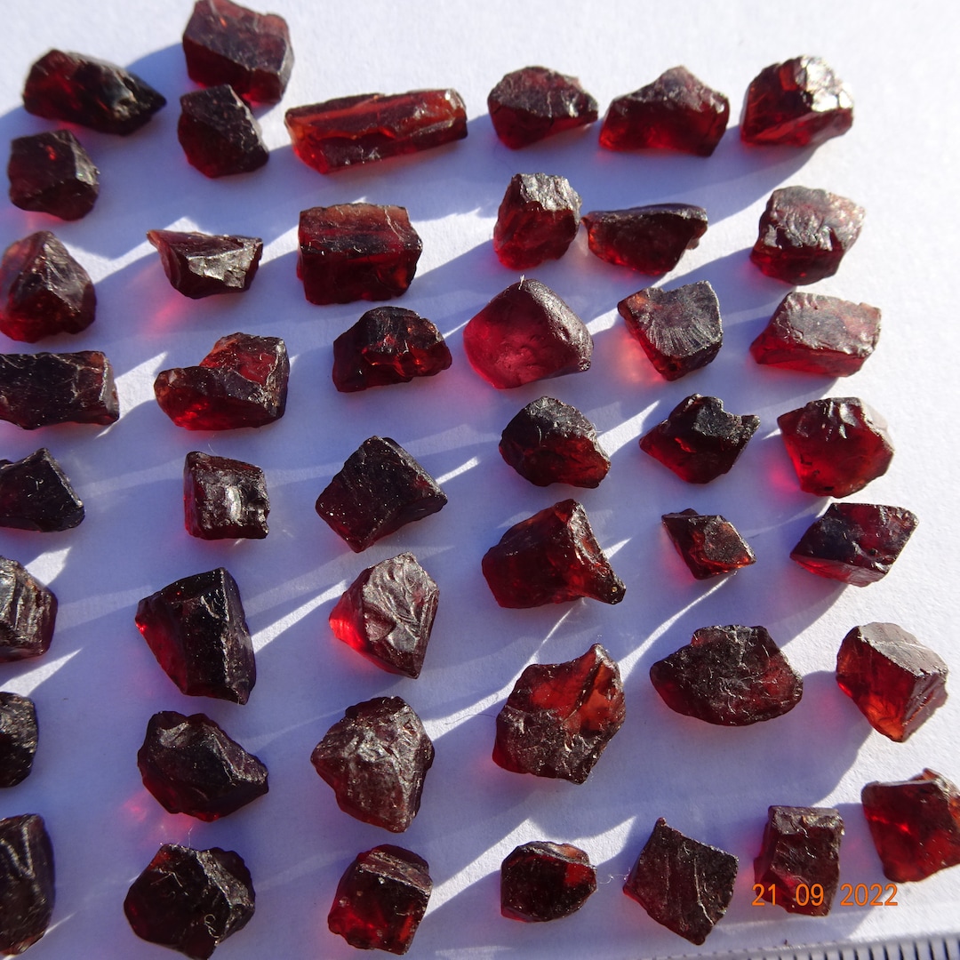 Lot Rough Pyrope 21 Gram, Tanga Tanzania - Etsy