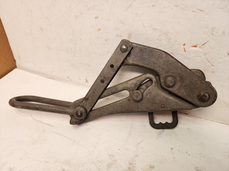 Klein Tools 1628-50H Chicago Cable Grip Puller 8000 Lbs Load Cap. Free ...