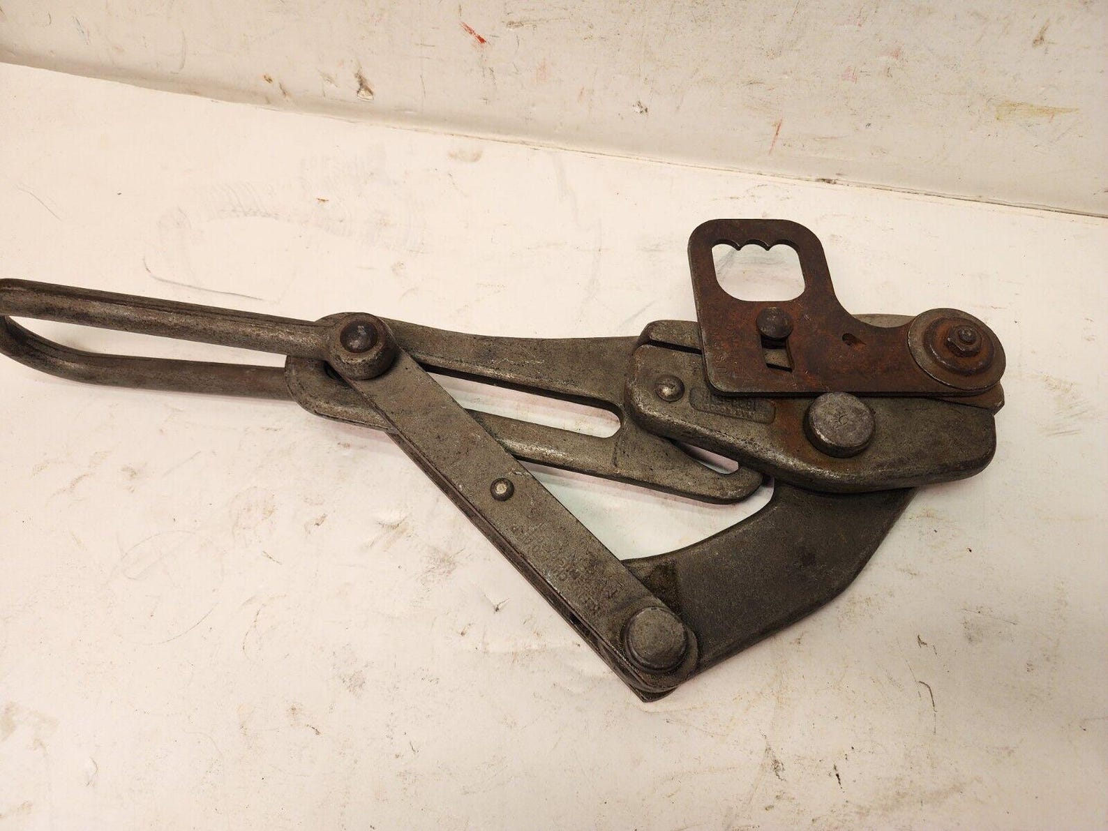 Klein Tools 1628-50H Chicago Cable Grip Puller 8000 Lbs Load Cap. Free ...