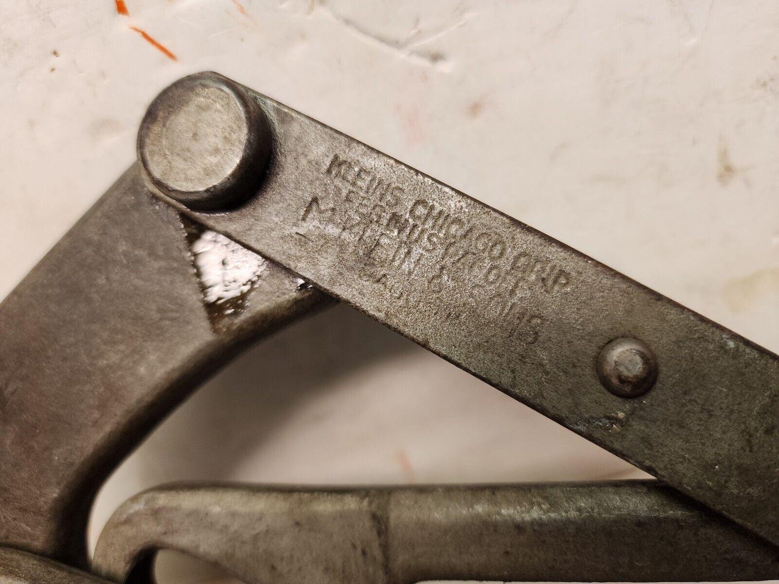 Klein Tools 1628-50H Chicago Cable Grip Puller 8000 Lbs Load Cap. Free ...