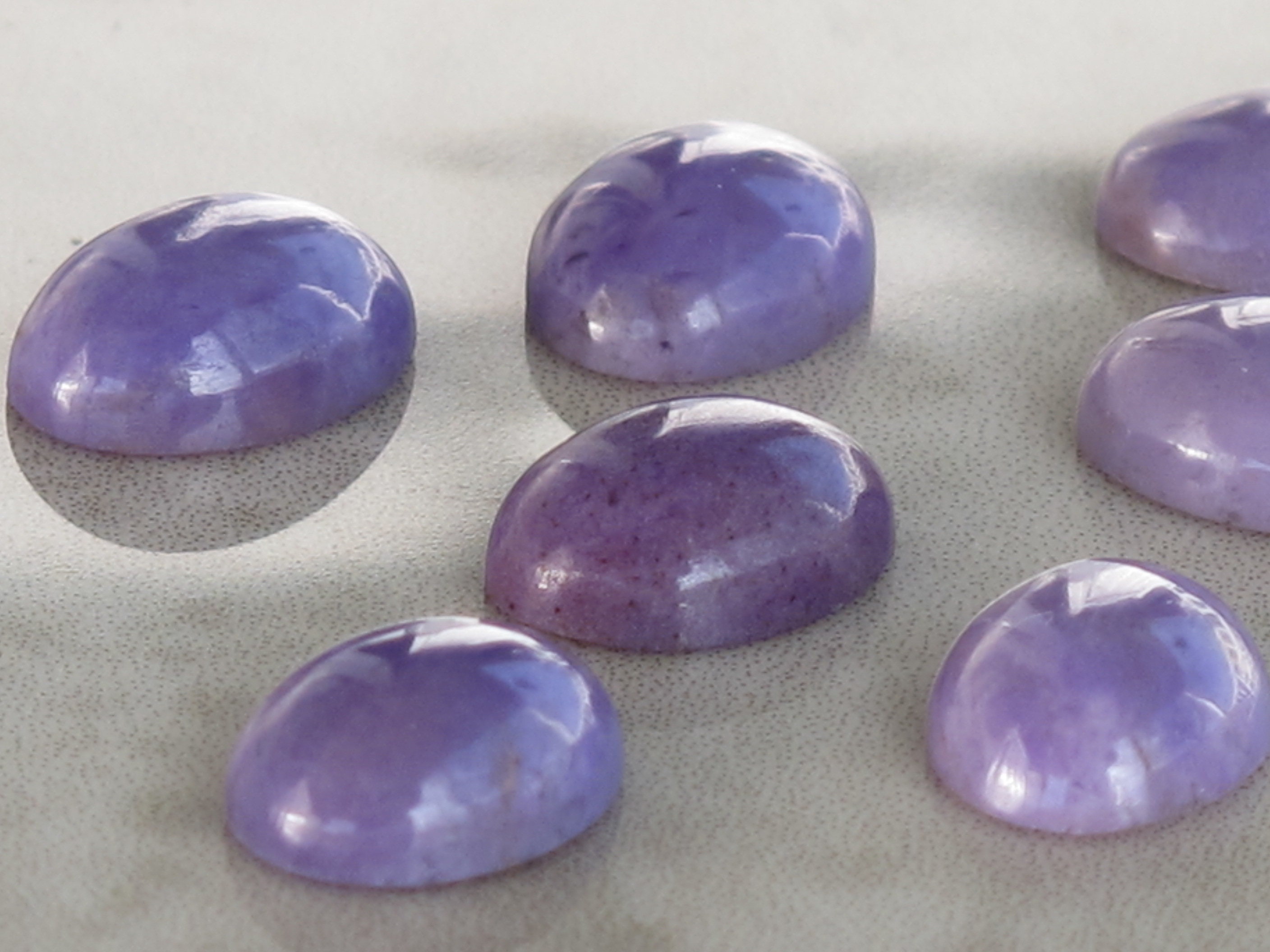 GRADE A Small Genuine Purple Jade Cabochon - Oval - 6 Mm X 8 Mm - High ...