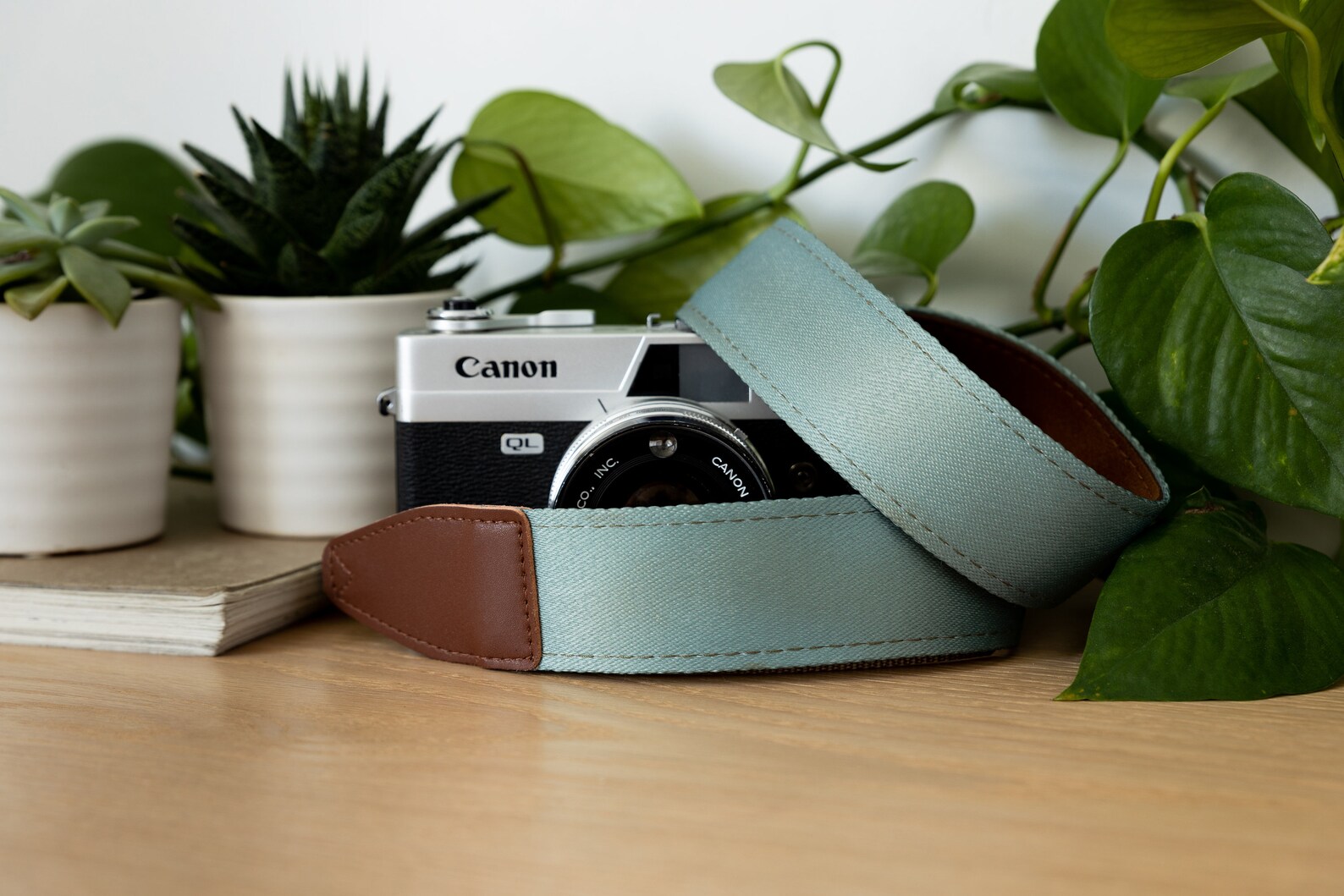 Solid-colored Camera Strap Simple Modern Design Outdoor | Etsy