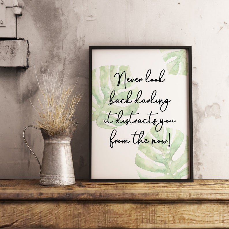 Never Look Back Darling Wall Art, Incredibles Decor, Wall Art, Gifts ...