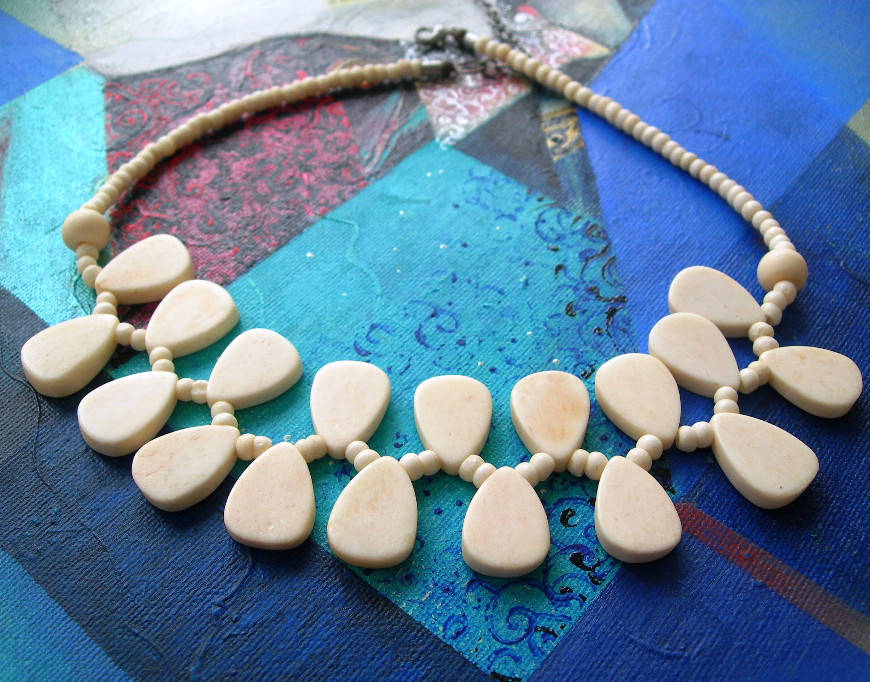 Chunky Bone Necklace Vintage Vanilla Colour - Etsy UK