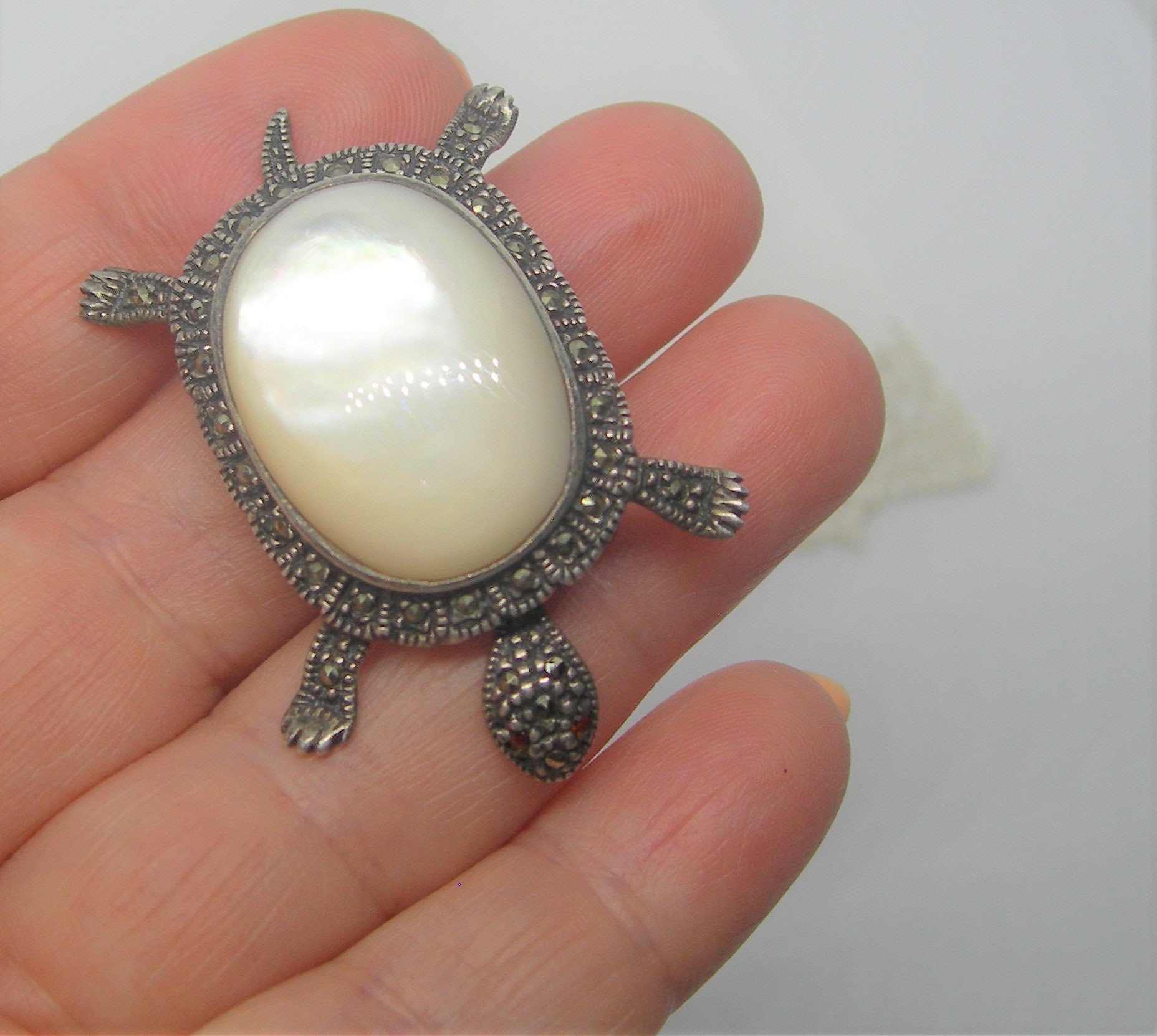 Sterling SILVER BROOCH A TURTLE With Mother of Pearl and - Etsy UK