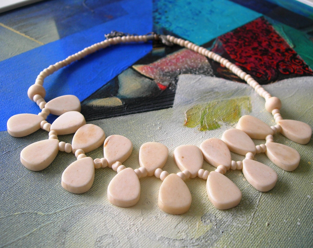 Chunky Bone Necklace Vintage Vanilla Colour - Etsy UK