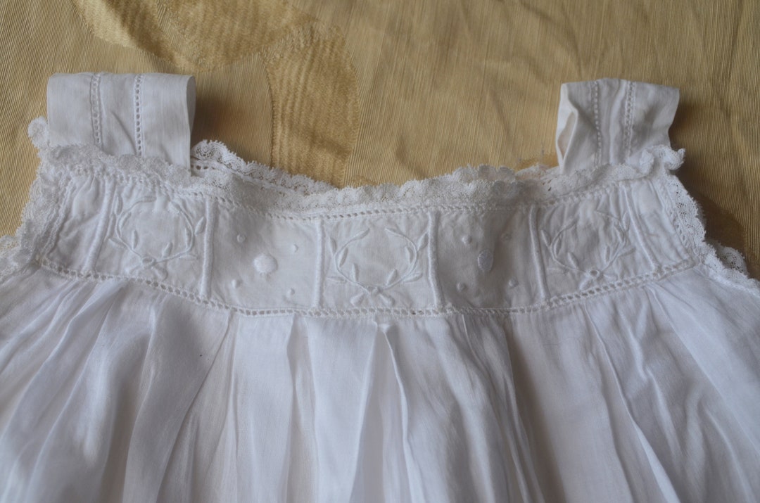Antique Fine Batiste Hand Made and Embroidered Child's Dress, Lace Trim ...