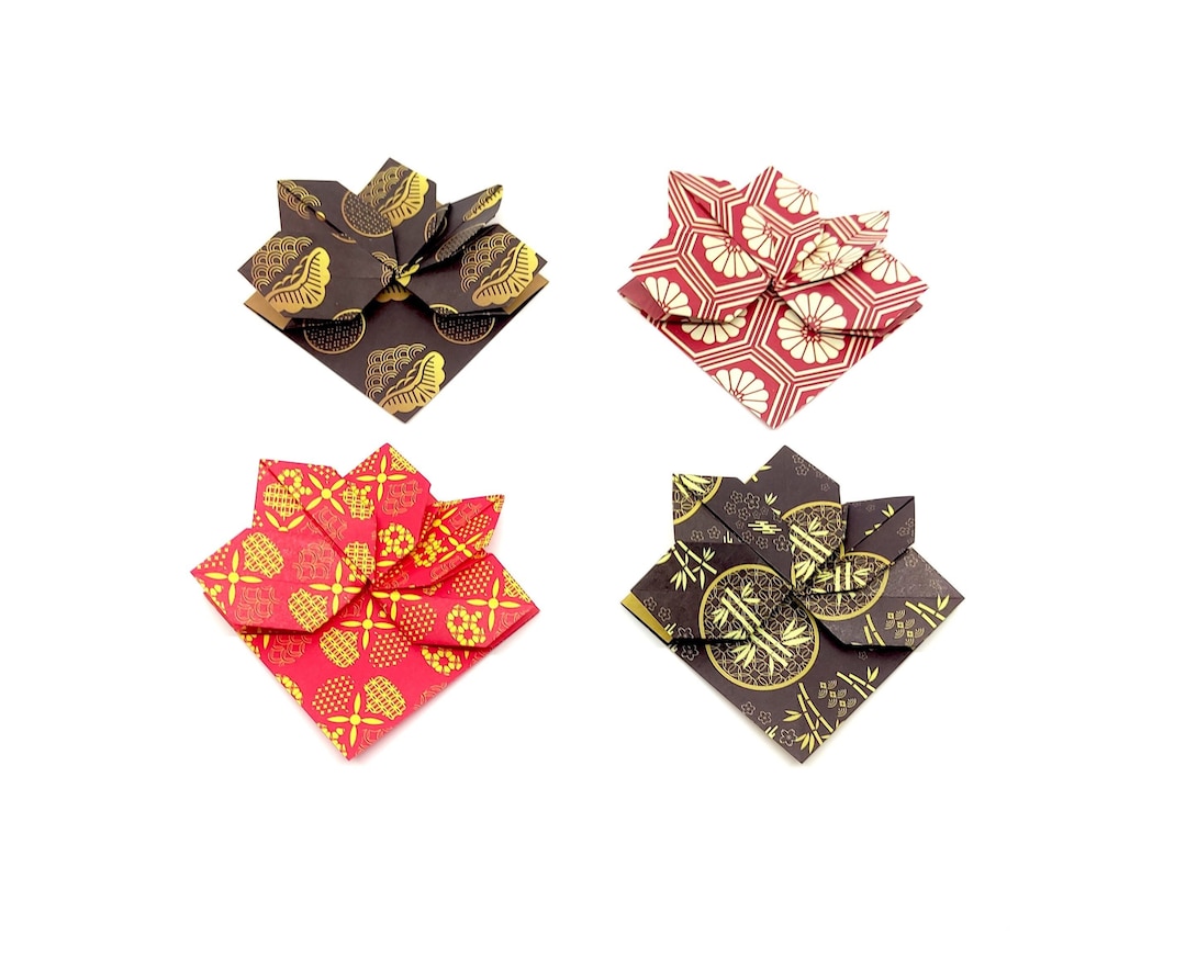 4 Origami Bookmarks / Japanese Designs / Flowers / Gift Idea - Etsy