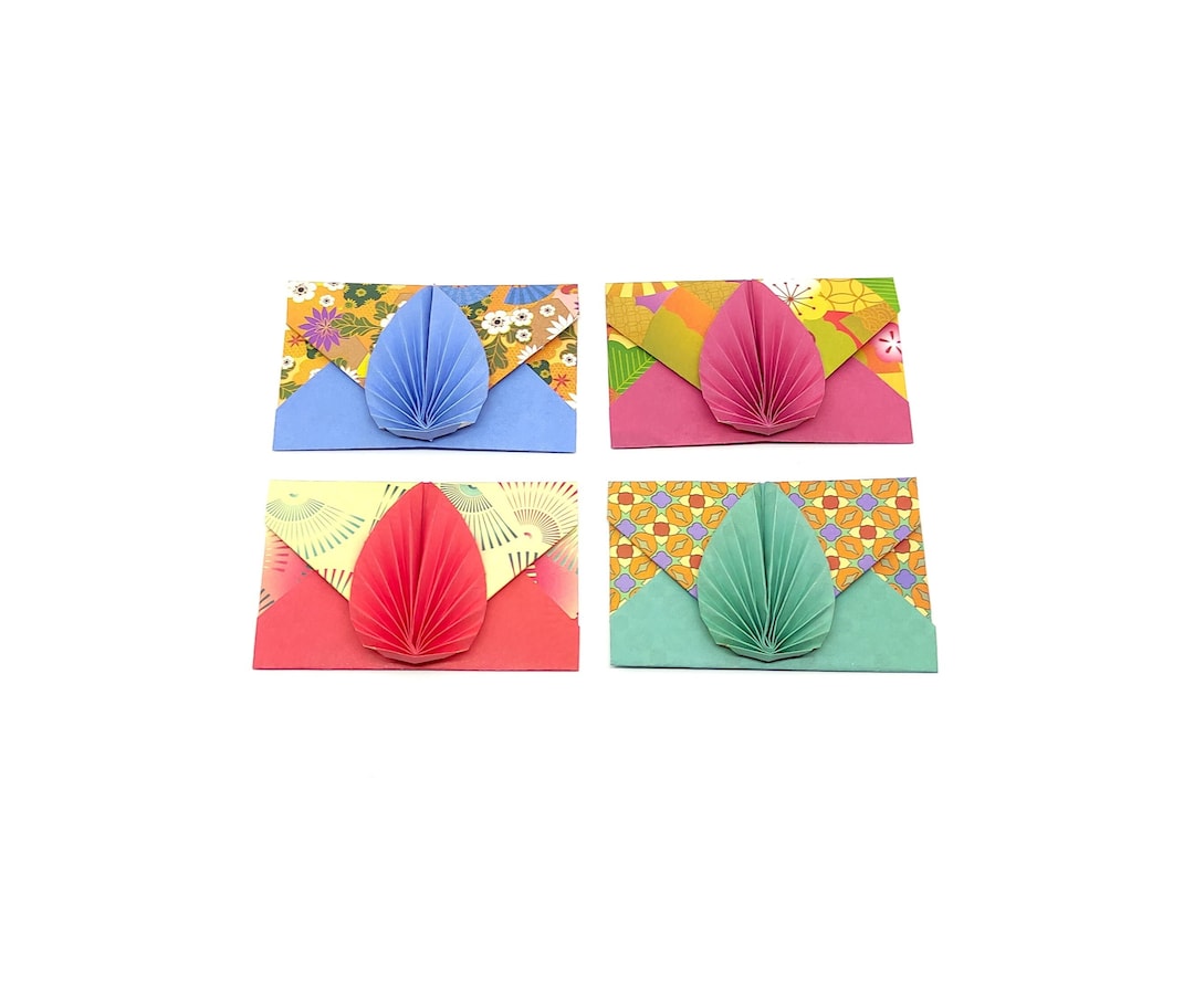 4 Origami Leaf Sachets - Etsy
