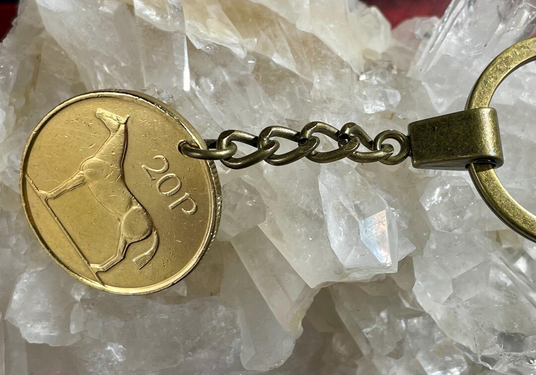 Irish Hunter Horse Coin Keyring: Genuine 20 Pence, 1986 Ireland Celtic ...