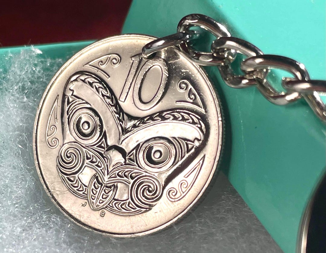 Maori Koruru Carved-mask Coin Keyring: New Zealand 10 Cents 1970 – 2003 ...