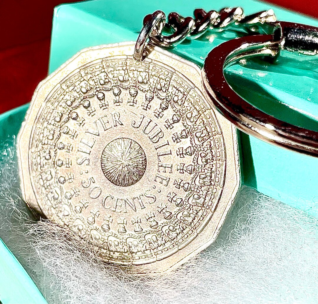 Australian Silver Jubilee 50 Cent Coin Keyring: 1977 Collectible, 48th ...