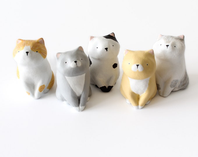 Tiny Cat Miniature Sculpture Hand Painted Clay Figurine Animal Totem ...