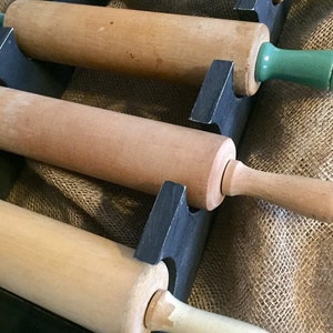 Multiple Rolling Pin Rack, Wooden Rolling Pin Shelf, Rolling Pin ...