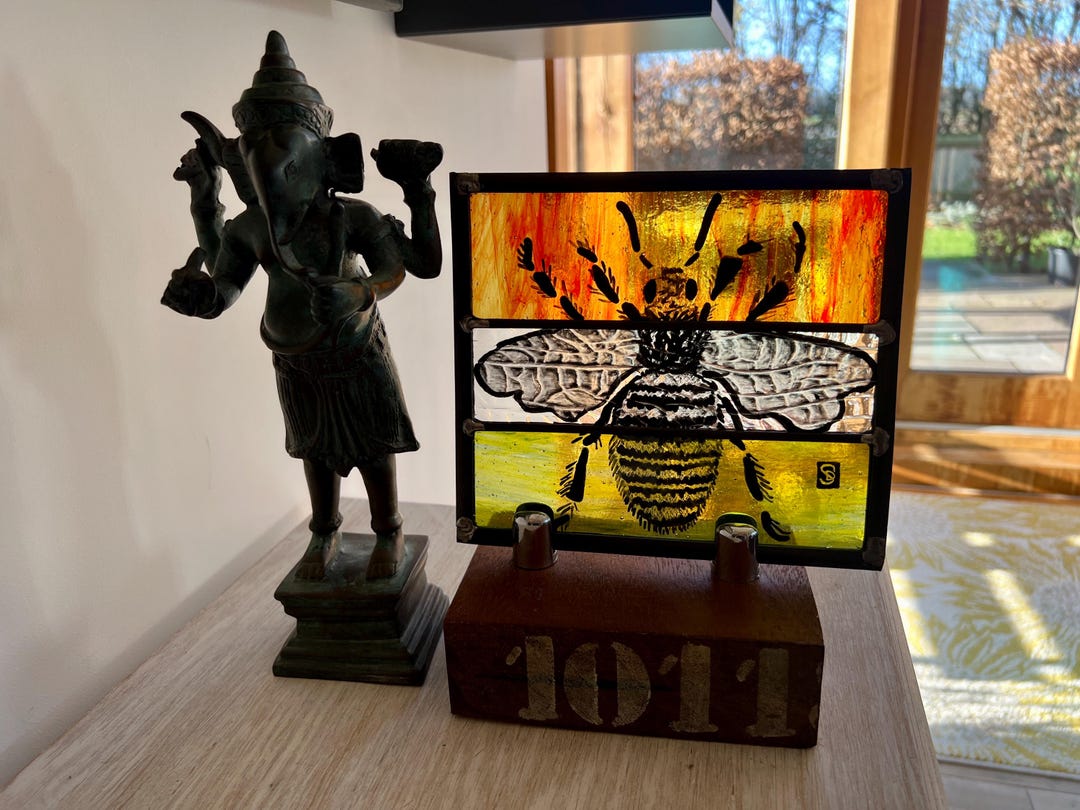 Stained Glass Bumble Bee Panel, Hand Painted Leaded Art - Etsy