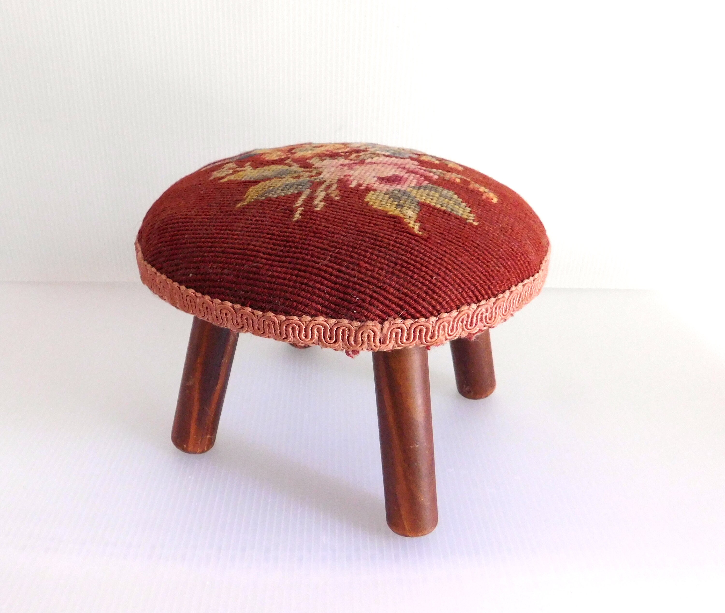 Antique Victorian Needlepoint Foot Stool - Etsy