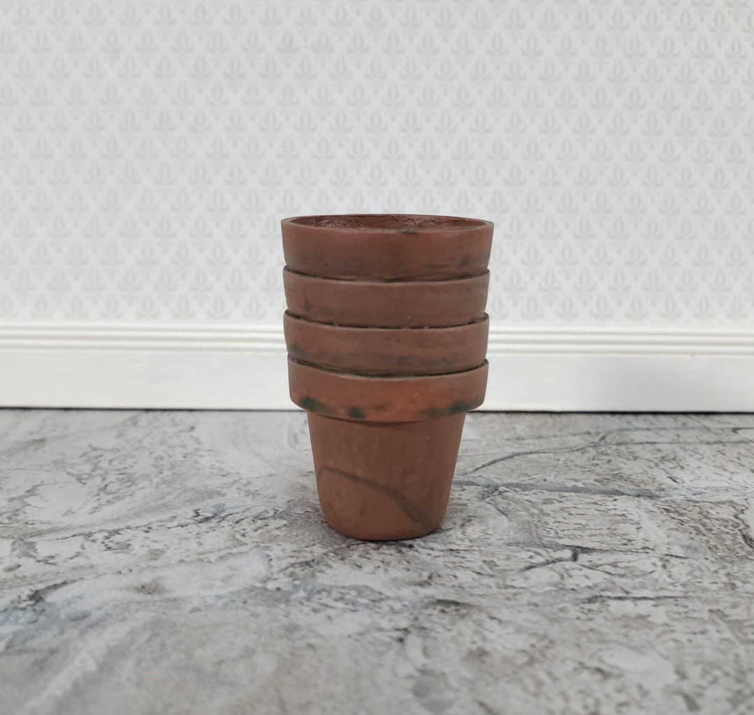 Dollhouse Stacked Garden Pots Aged Finish 1:12 Scale Falcon Miniatures ...