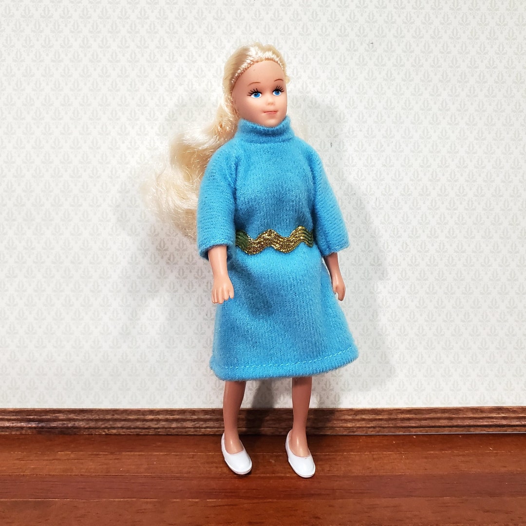 Dollhouse Woman Modern Doll Mom Mother Poseable 1:12 Scale Removable ...