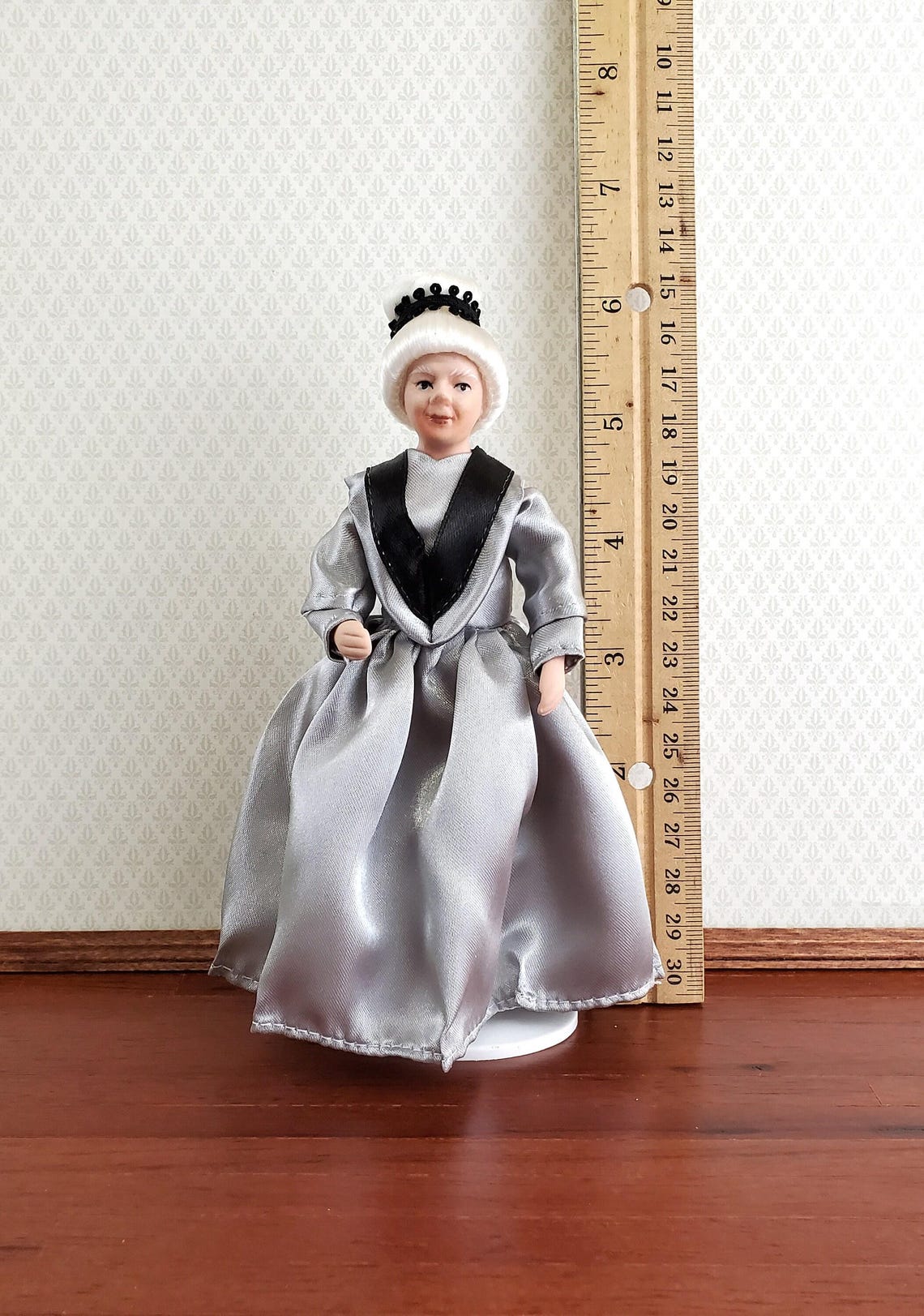Dollhouse Miniature Grandma Porcelain Doll Victorian Silver Dress 1:12 ...