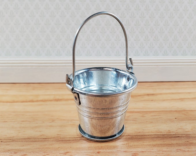 Dollhouse Metal Bucket With Handle Empty 1:12 Scale Miniature Farm ...