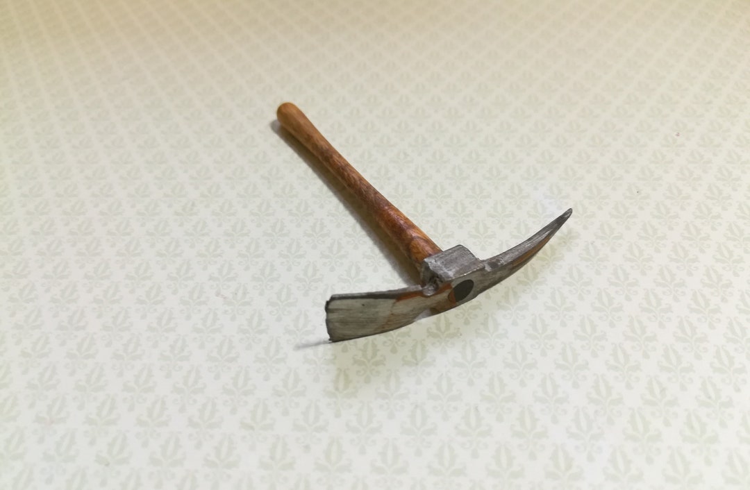 Dollhouse Miniature Mattock Axe Pick Sir Thomas Thumb 1:12 Scale Tool ...