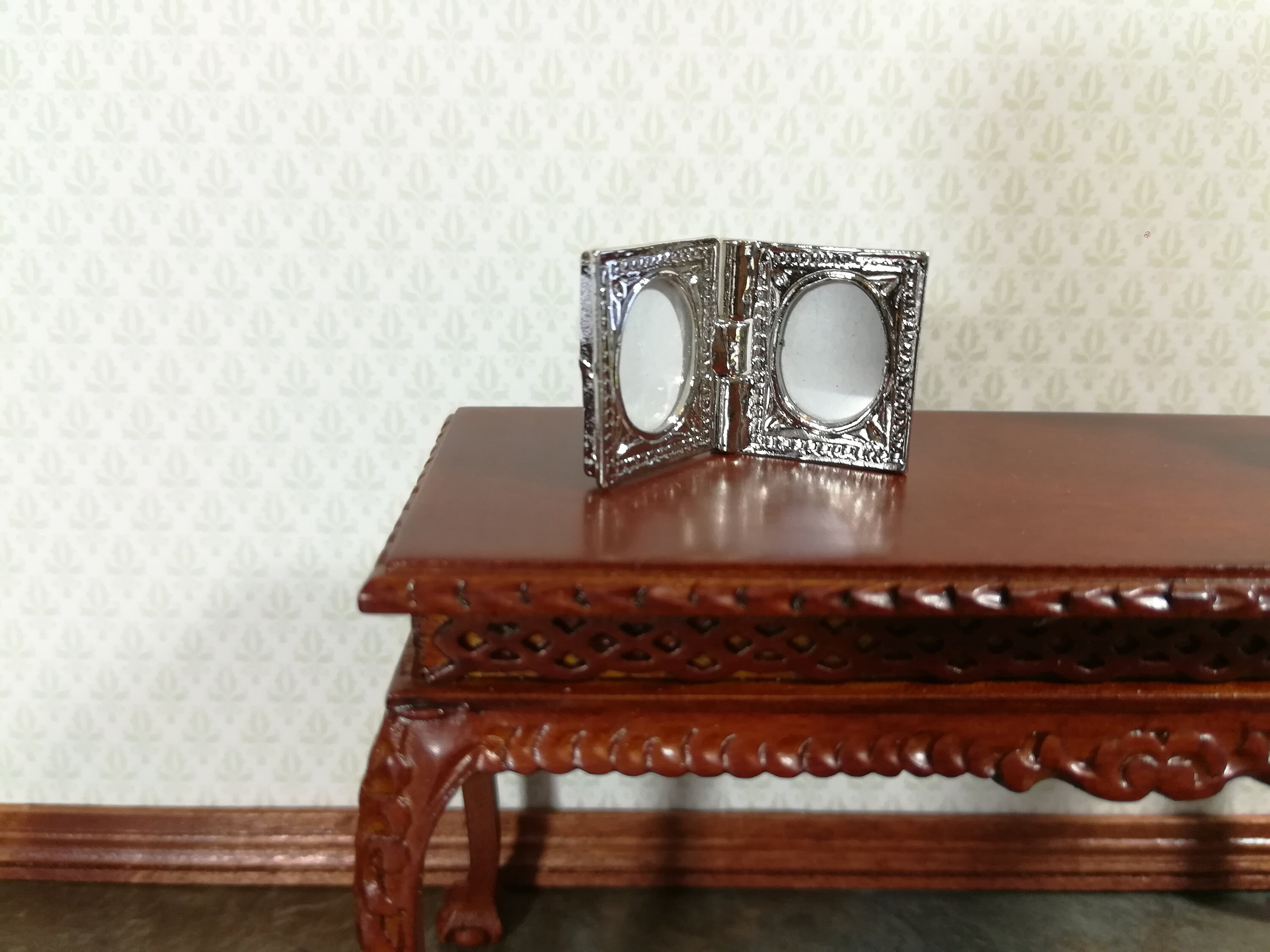 Dollhouse Miniature Picture Frame Fancy Silver Double for - Etsy