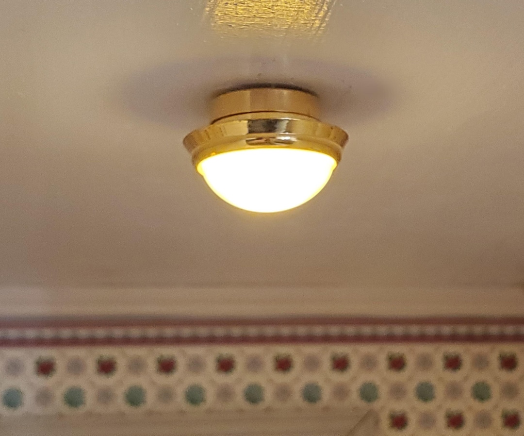 Dollhouse Battery Ceiling Light White With Gold Base 1:12 Scale ...