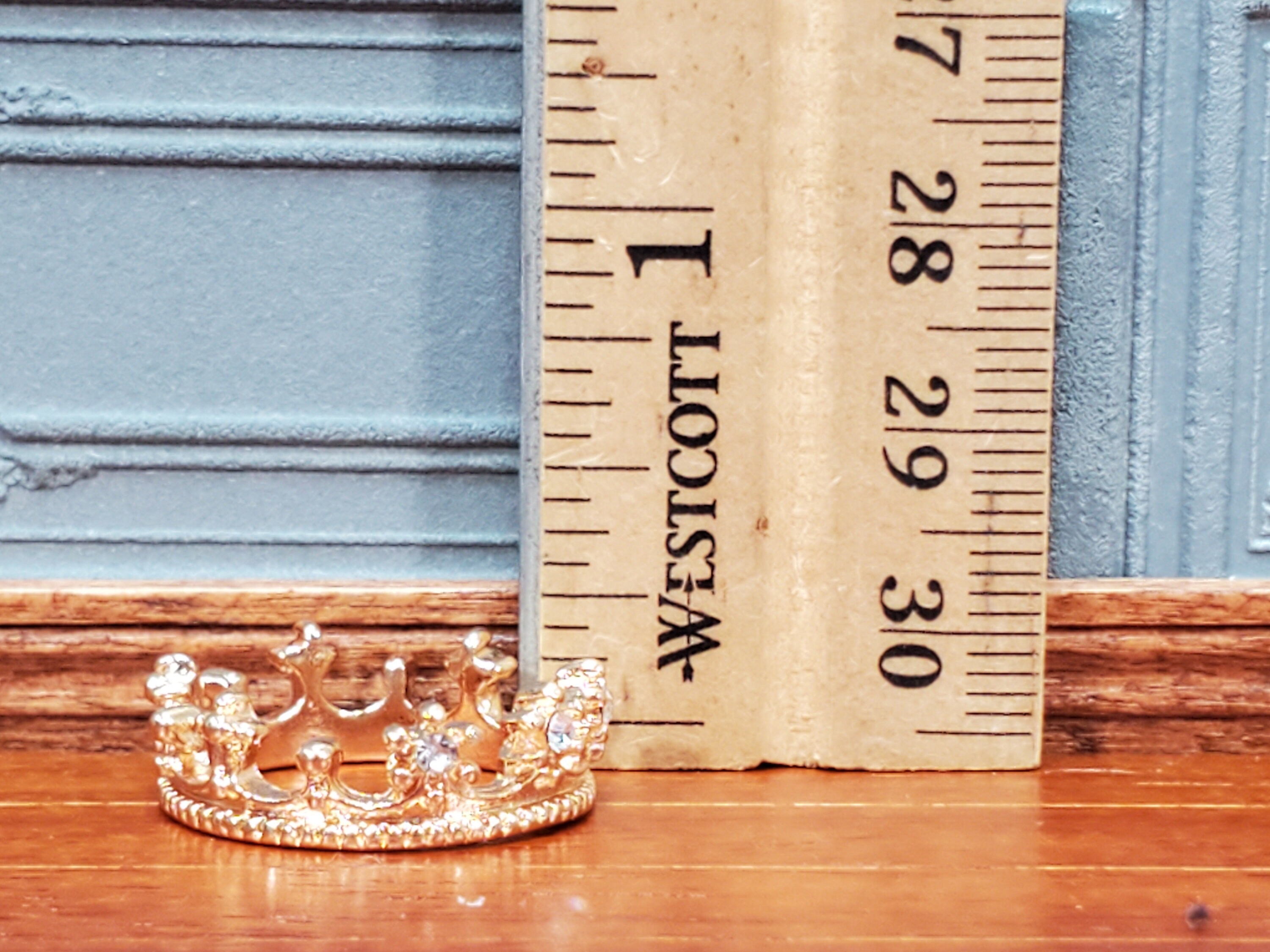 Tiny Miniature Crown Gold With Jewels Metal for Dolls - Etsy