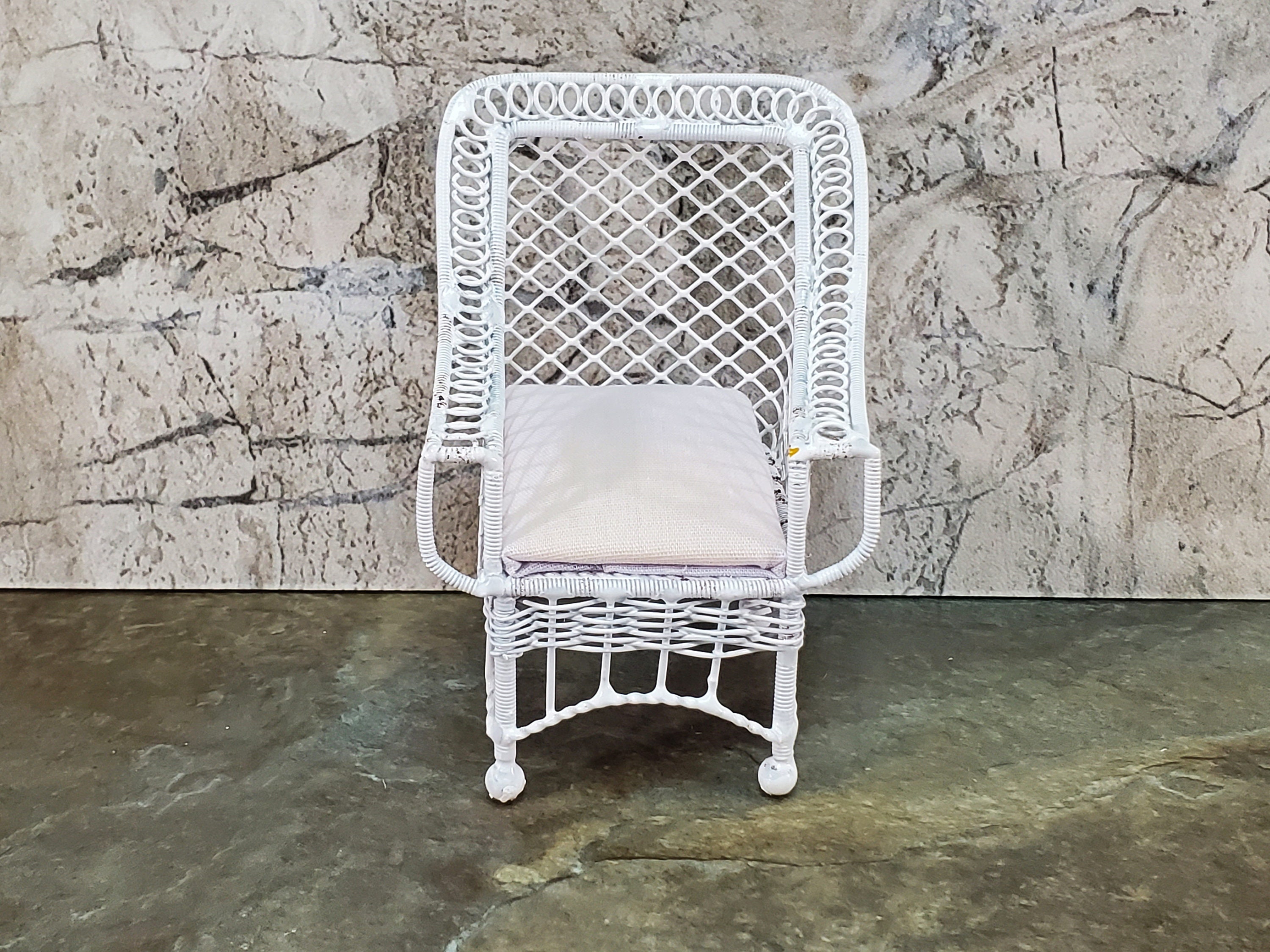 Dollhouse Patio Chair White Metal Mesh 1:12 Scale Miniature - Etsy