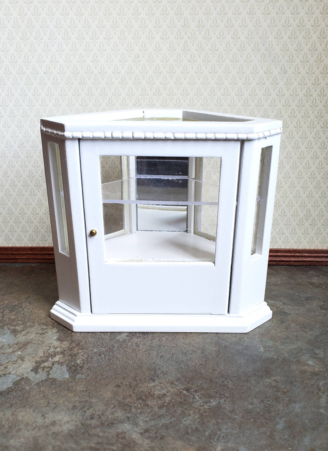 Dollhouse Miniature Corner Display Counter for Bakery Store or Shop 1: ...