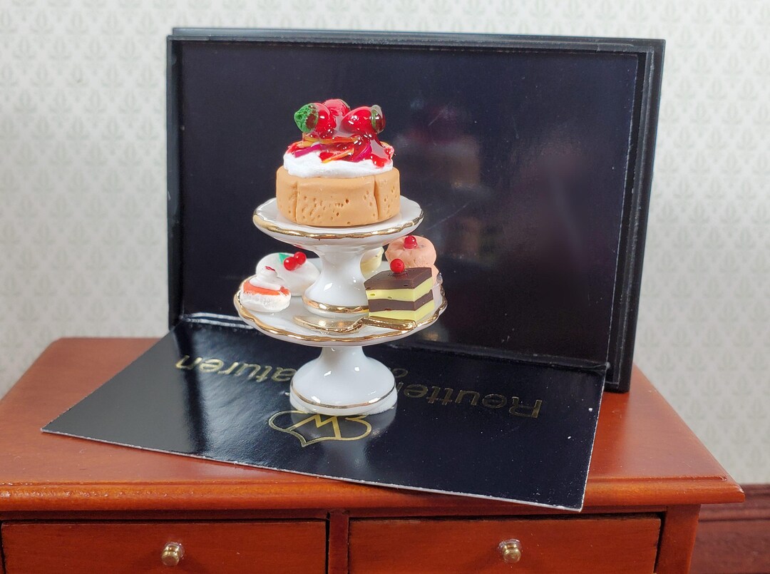 Dollhouse 2 Tiered Cakes and Treats Stand Reutter Porcelain 1:12 Scale ...