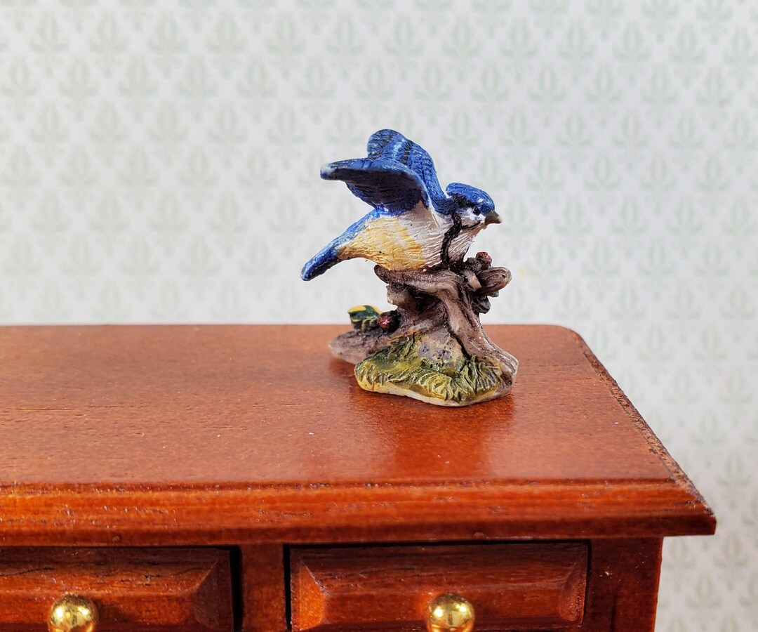 Tiny Blue Jay Bird Statue 1:12 Scale Jeannetta Kendall Miniatures ...