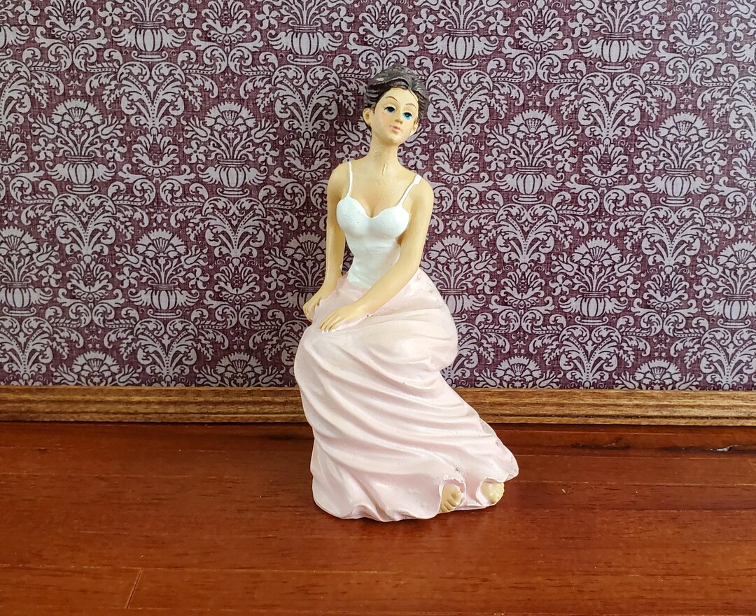 Dollhouse Miniature Seated Victorian Lady in Corset Resin 1:12 Scale ...