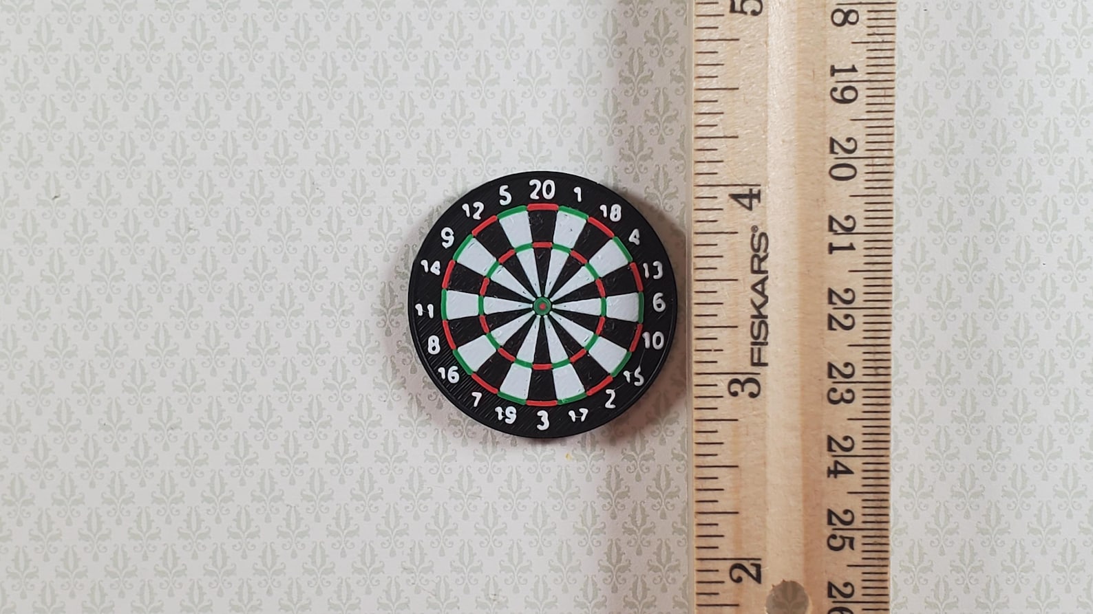 Miniature Dart Board Game Darts 1:12 Scale Dollhouses Scale Model ...