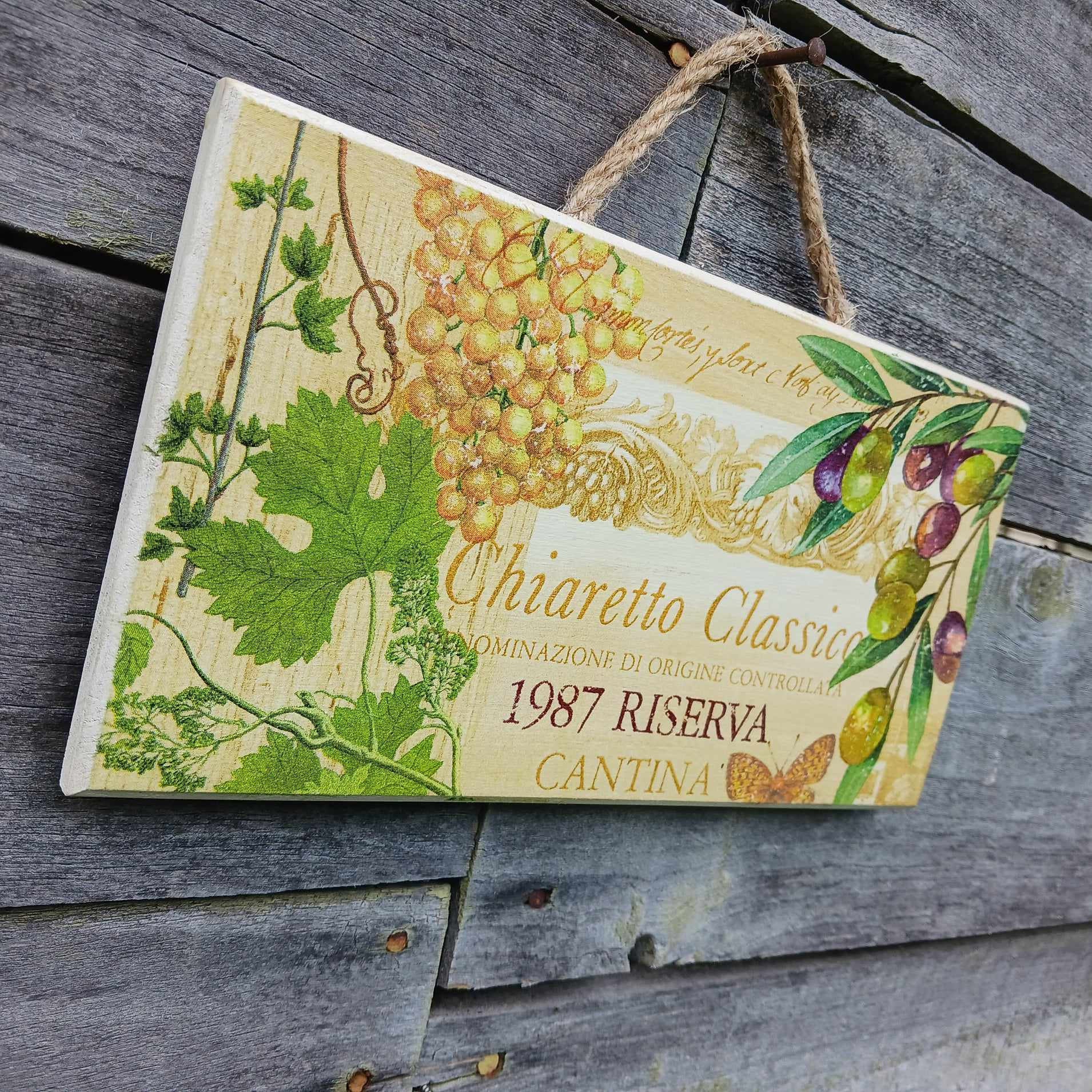 Italian Wine Sign: Chiaretto Classico, Olives Decoupage Wood Decor - Etsy