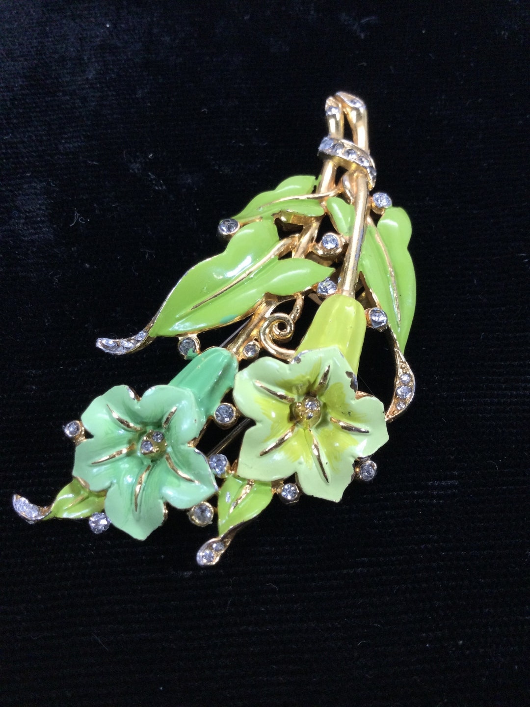 TRIFARI ALFRED PHILLIPPE Enameled Bell Flowers/calla Lilies Spray Fur ...