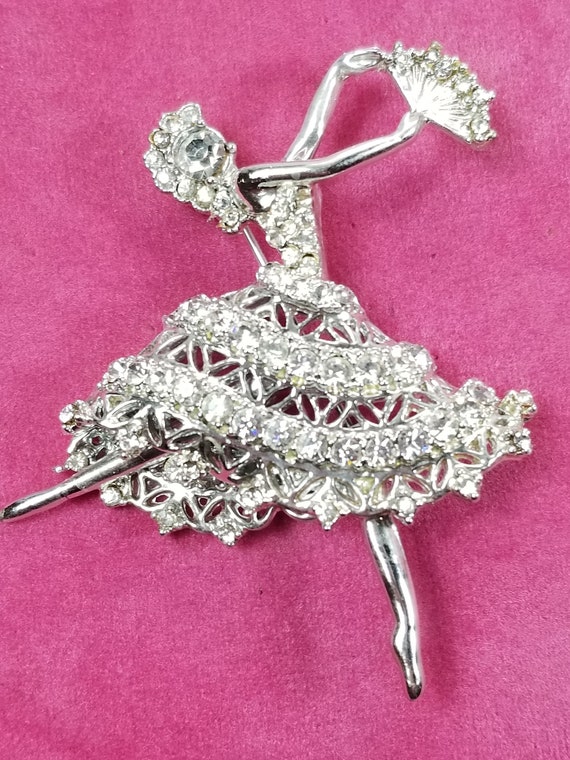 Vintage coro fan brooch - Gem